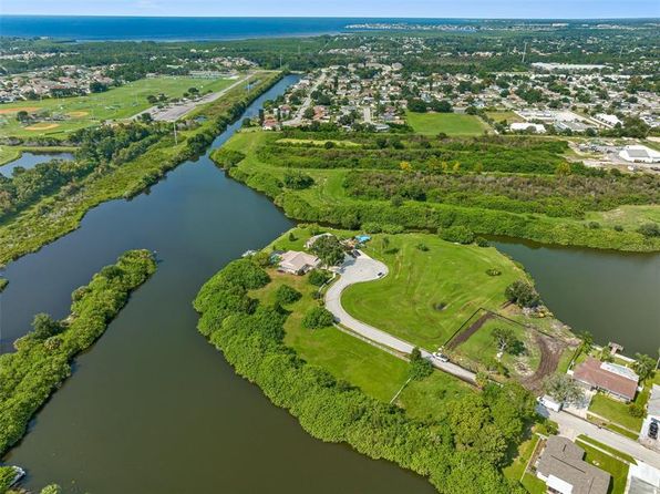 Lake Conley - Holiday FL Real Estate - 9 Homes For Sale | Zillow