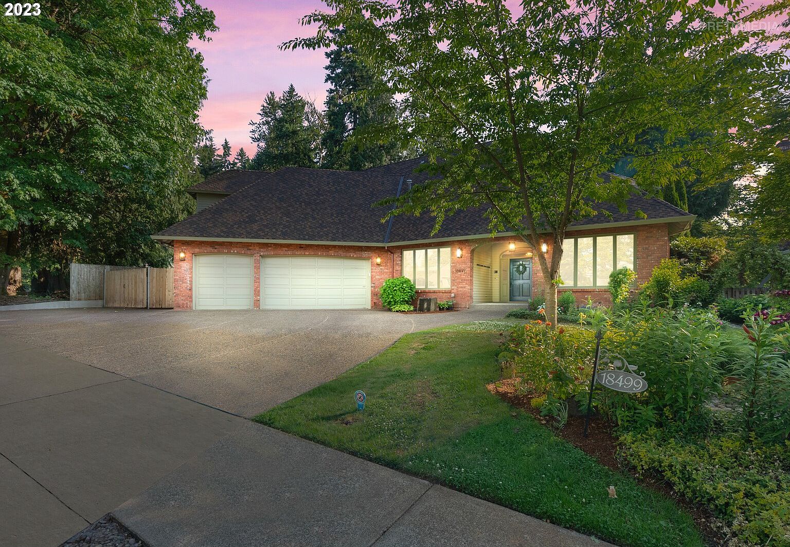 18499 Old River Dr, Lake Oswego, OR 97034 | Zillow