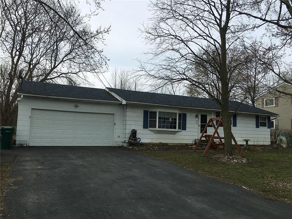 75 Florendin Dr, Henrietta, NY 14467 | Zillow