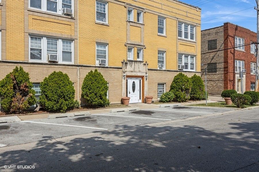 6441 W 18th St #2, Berwyn, IL 60402 | Zillow