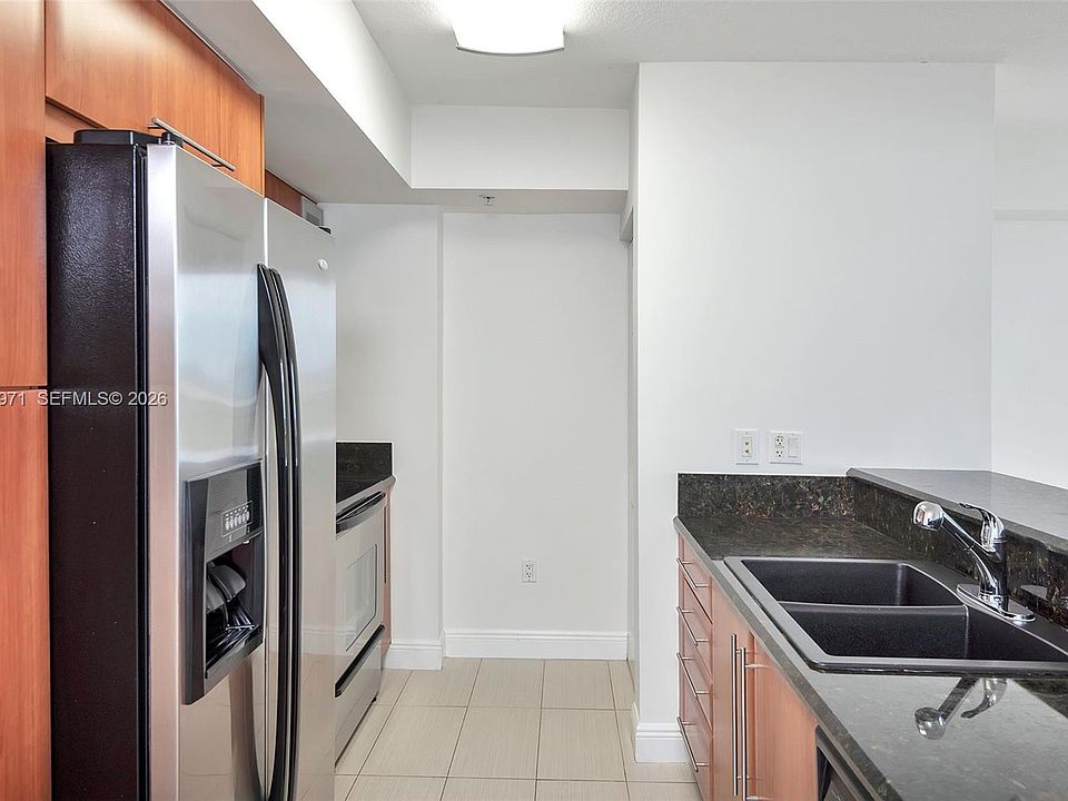 3232 SW 22nd St Miami FL | Zillow