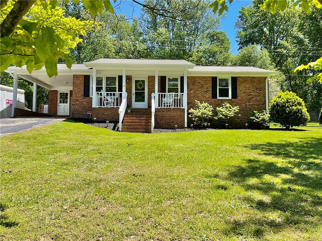 304 Springdale Ave, Liberty, SC 29657 | Zillow