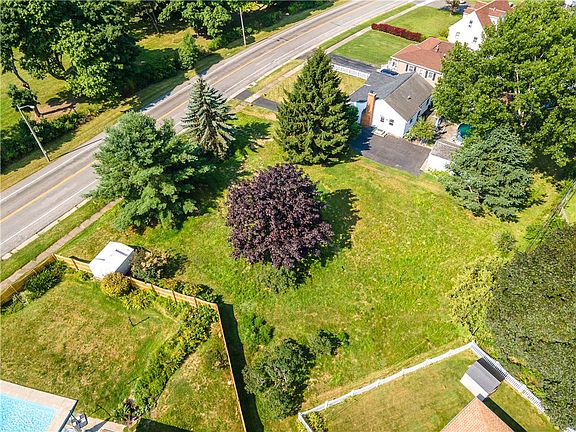 1074 Beach Ave #8, Rochester, NY 14612 | Zillow