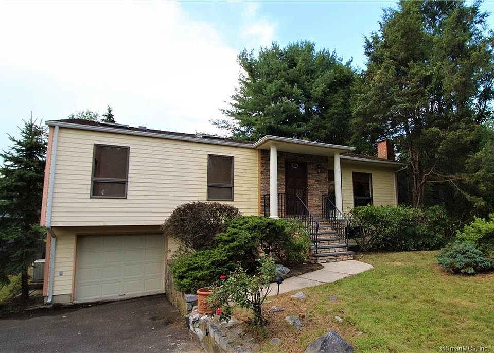 22 Perna Ln, Stamford, CT 06903 | Zillow