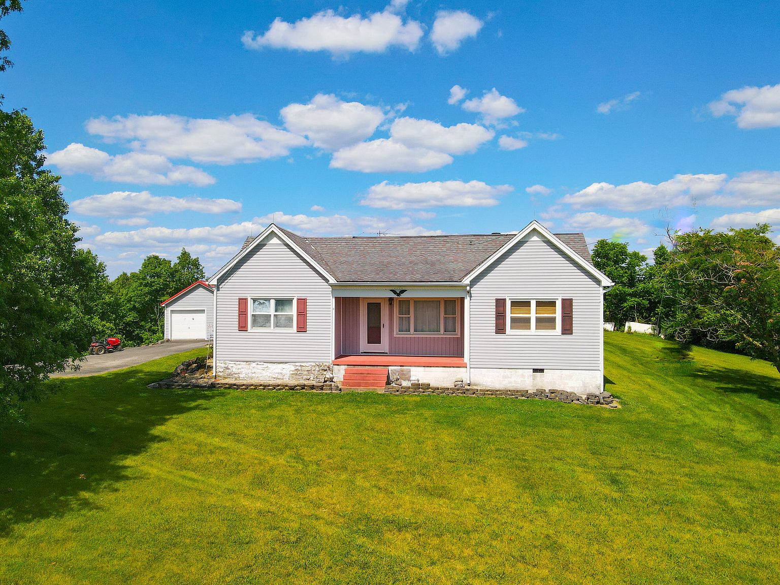 4639 E Ky Hwy #1032, Berry, KY 41003 | Zillow