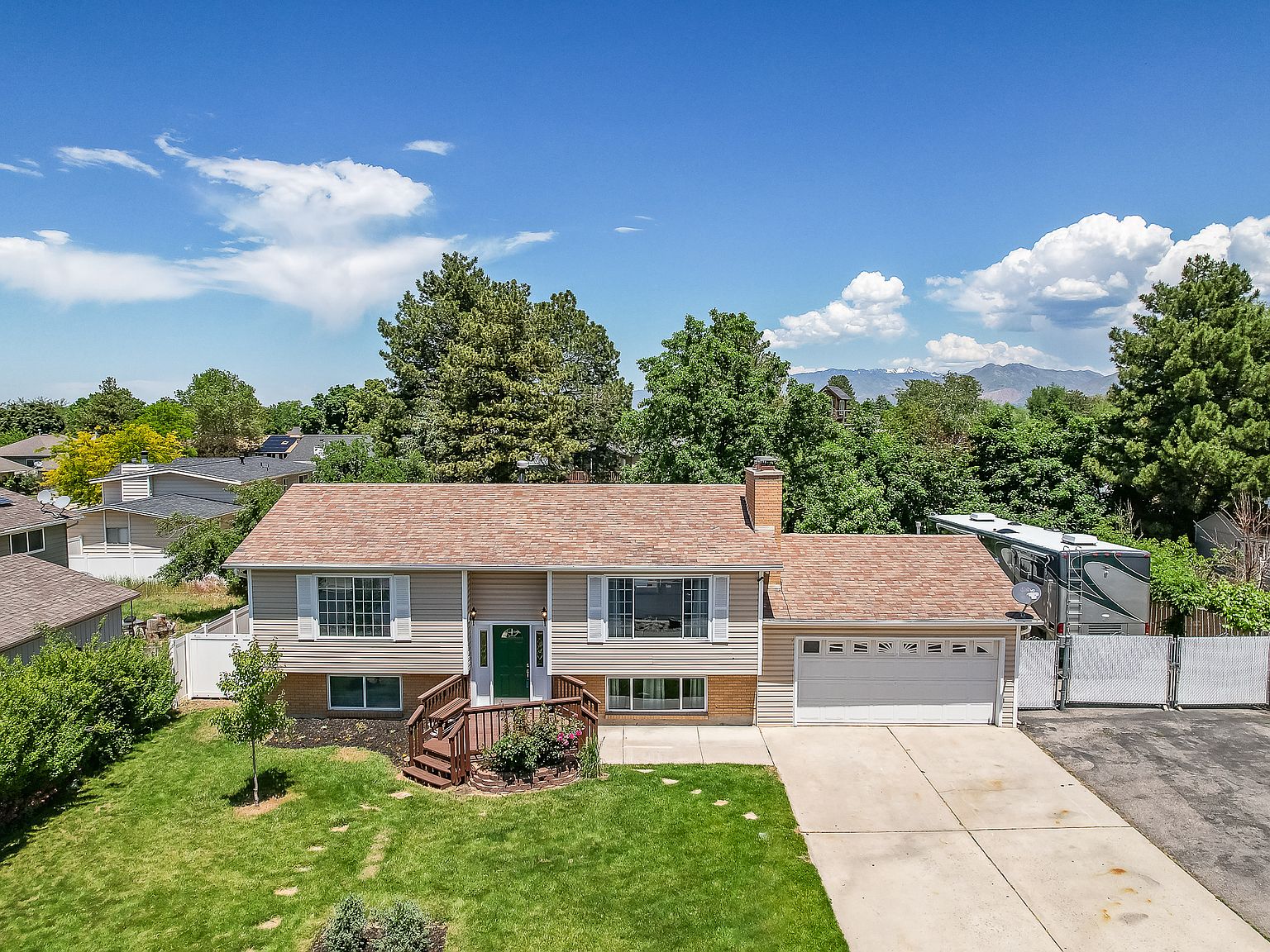 1429 E 8085 S, Sandy, UT 84093 | Zillow