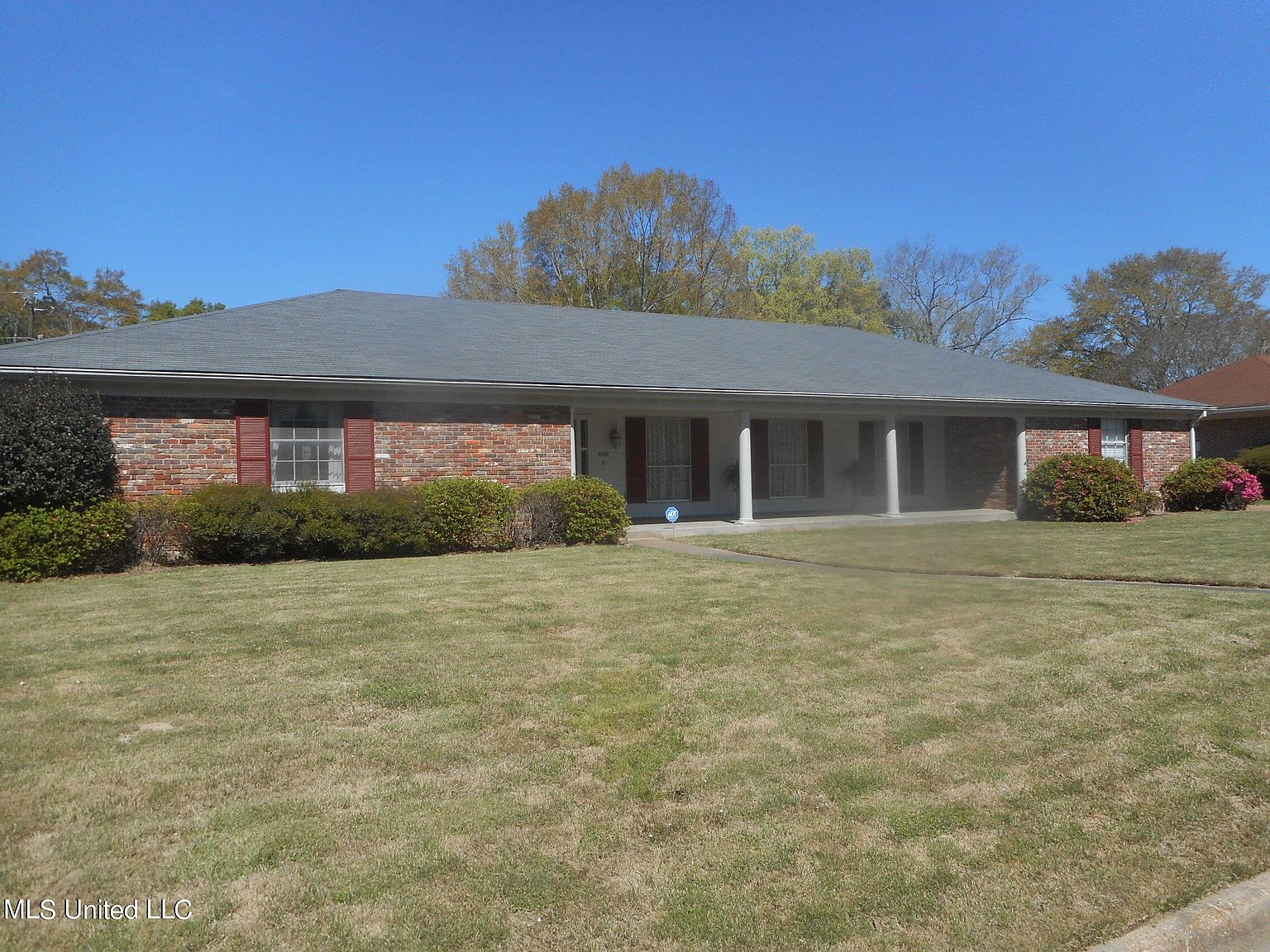 5526 Meadow Oaks Park Dr, Jackson, MS 39211 | Zillow