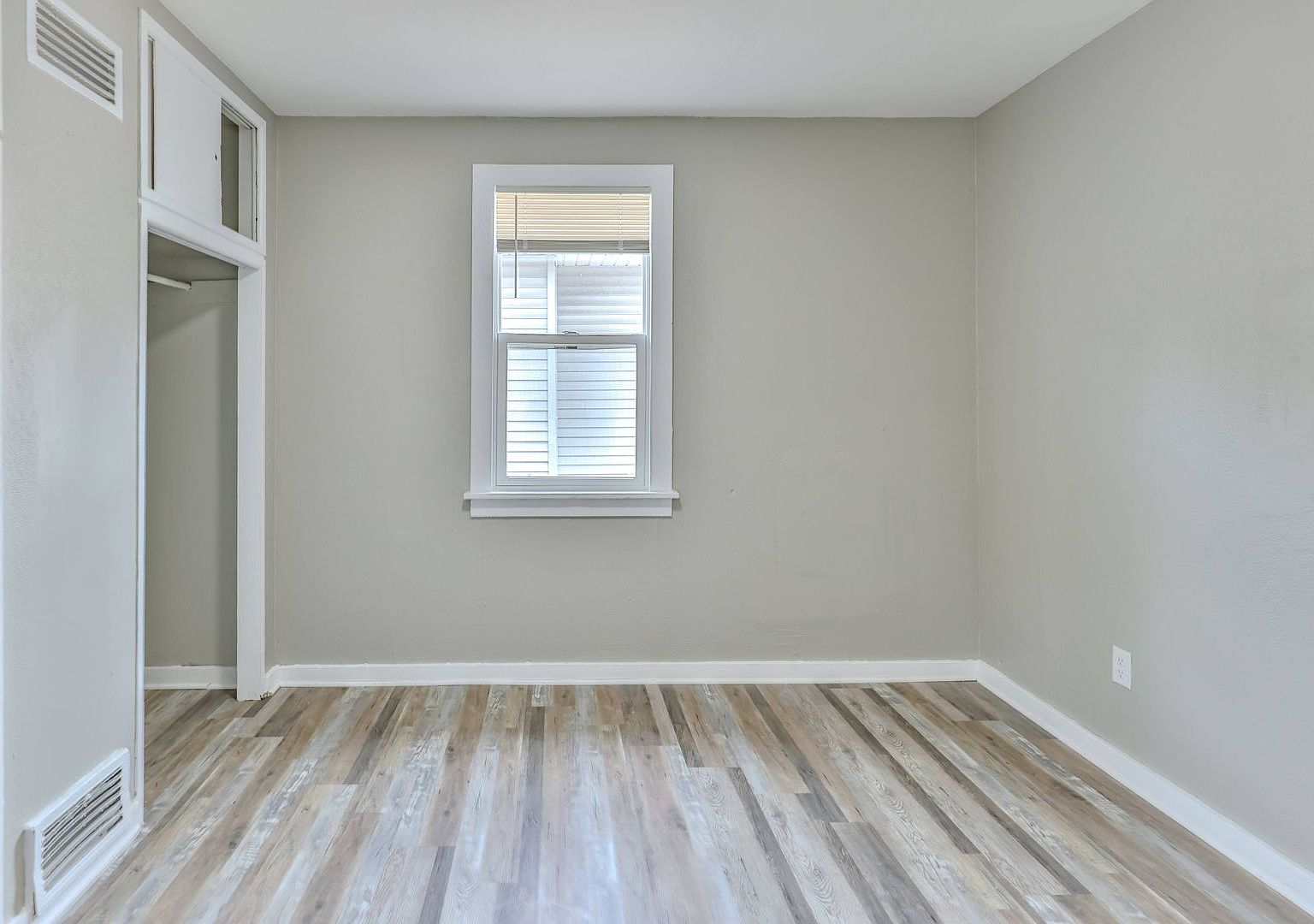 3872 Adams St, Gary, IN 46408 | Zillow