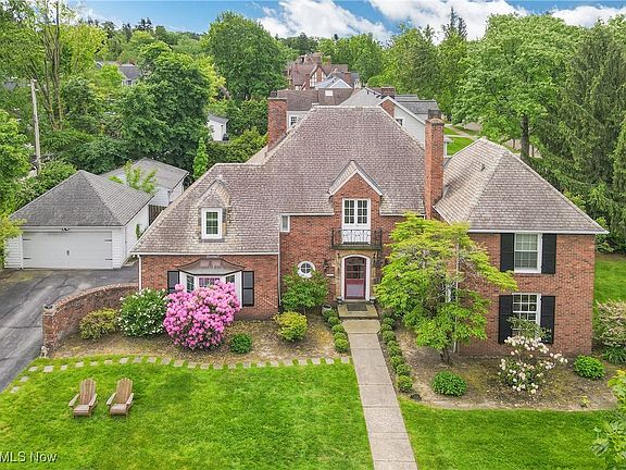 18000 Fernway Rd, Shaker Heights, OH 44122 | Zillow