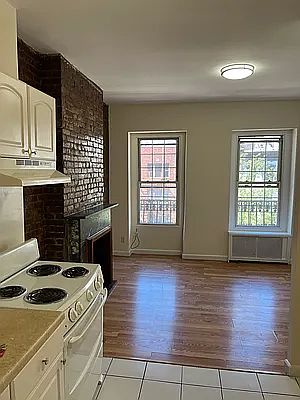 1372 1st Ave APT 4A, New York, NY 10021 | Zillow