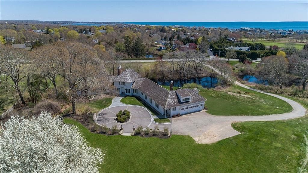84 Ocean View Hwy, Westerly, RI 02891 | Zillow