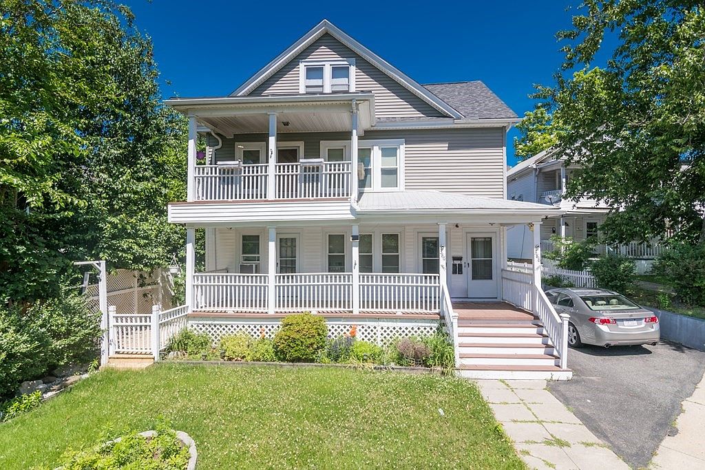 386-388 Carew St, Springfield, MA 01107 | Zillow