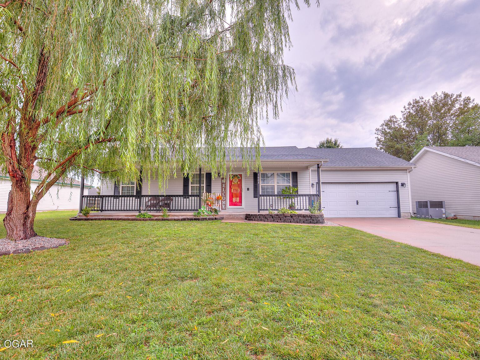 1602 Logan Dr, Webb City, MO 64870 | MLS #233998 | Zillow