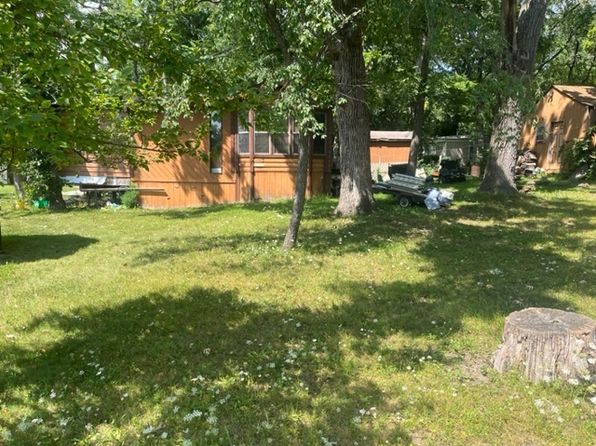 Lakemoor IL Real Estate - Lakemoor IL Homes For Sale | Zillow