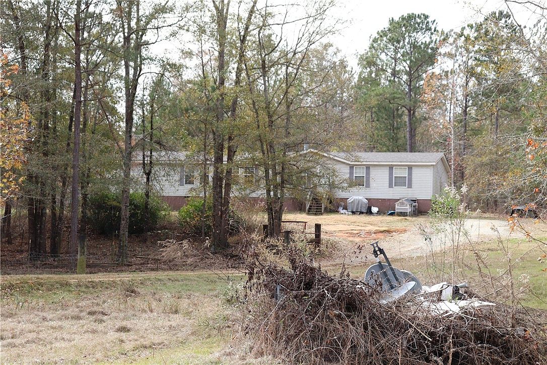 75 Ridge Rd, Seale, AL 36875 | Zillow
