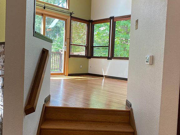 12818 SE 47th Pl, Bellevue, WA 98006 | Zillow