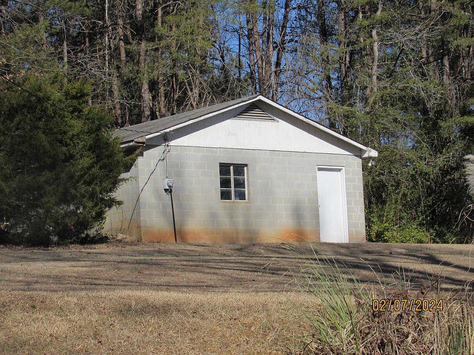 1690 Old Anderson Mill Rd, Moore, SC 29369 | Zillow