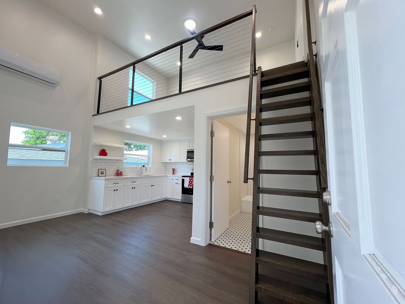 1162 N Loma Vista Dr #A, Long Beach, CA 90813 | Zillow