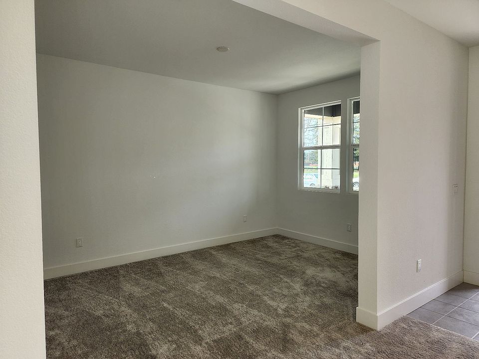 2916 Liscum St, Santa Rosa, CA 95407 | Zillow