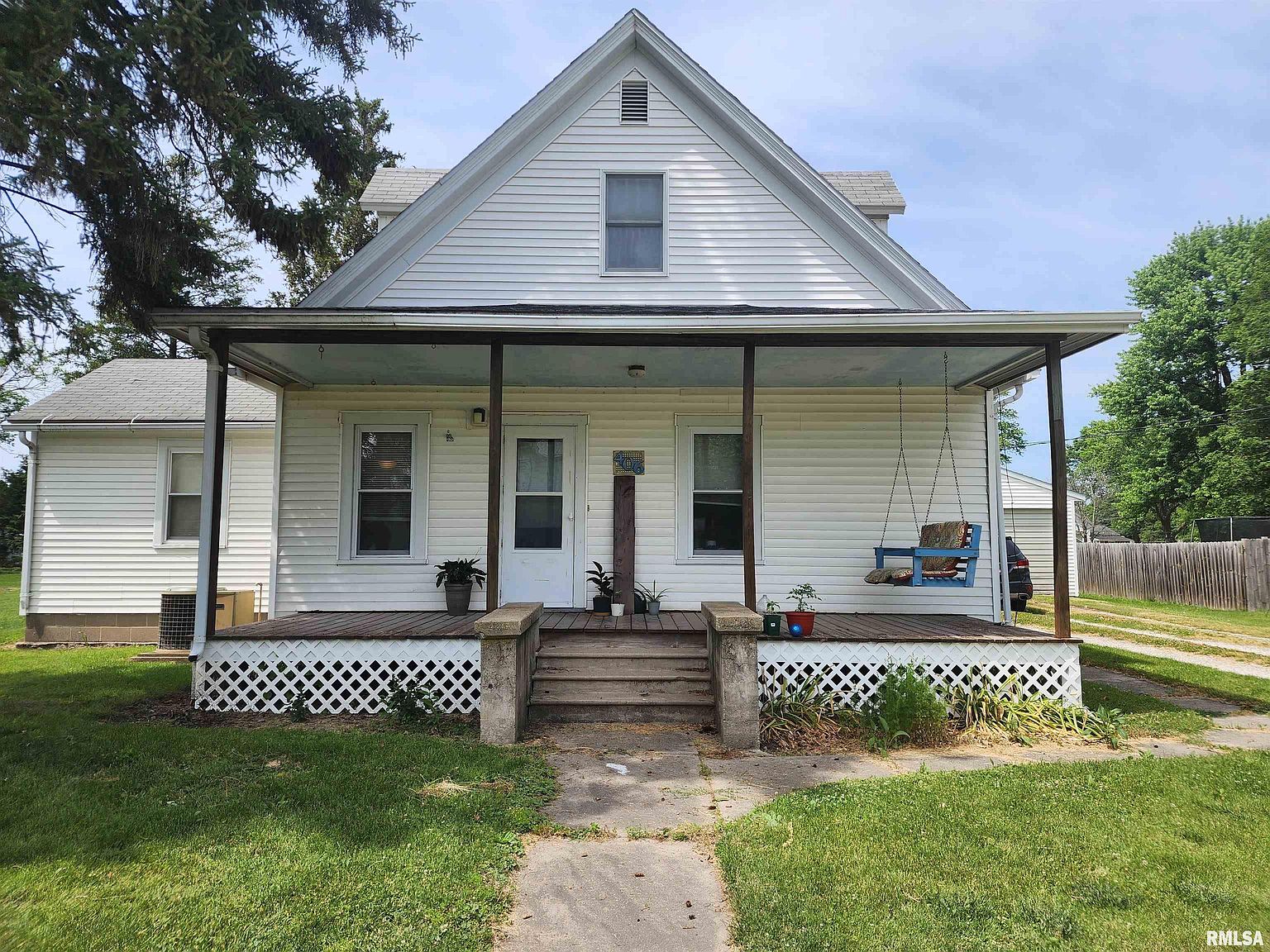 406 W 1st Ave, La Harpe, IL 61450 | Zillow
