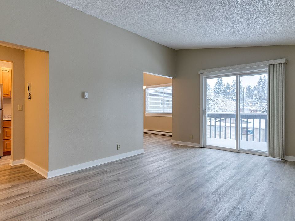 Midvale Building - 10532 Midvale Ave N Seattle, WA | Zillow ...