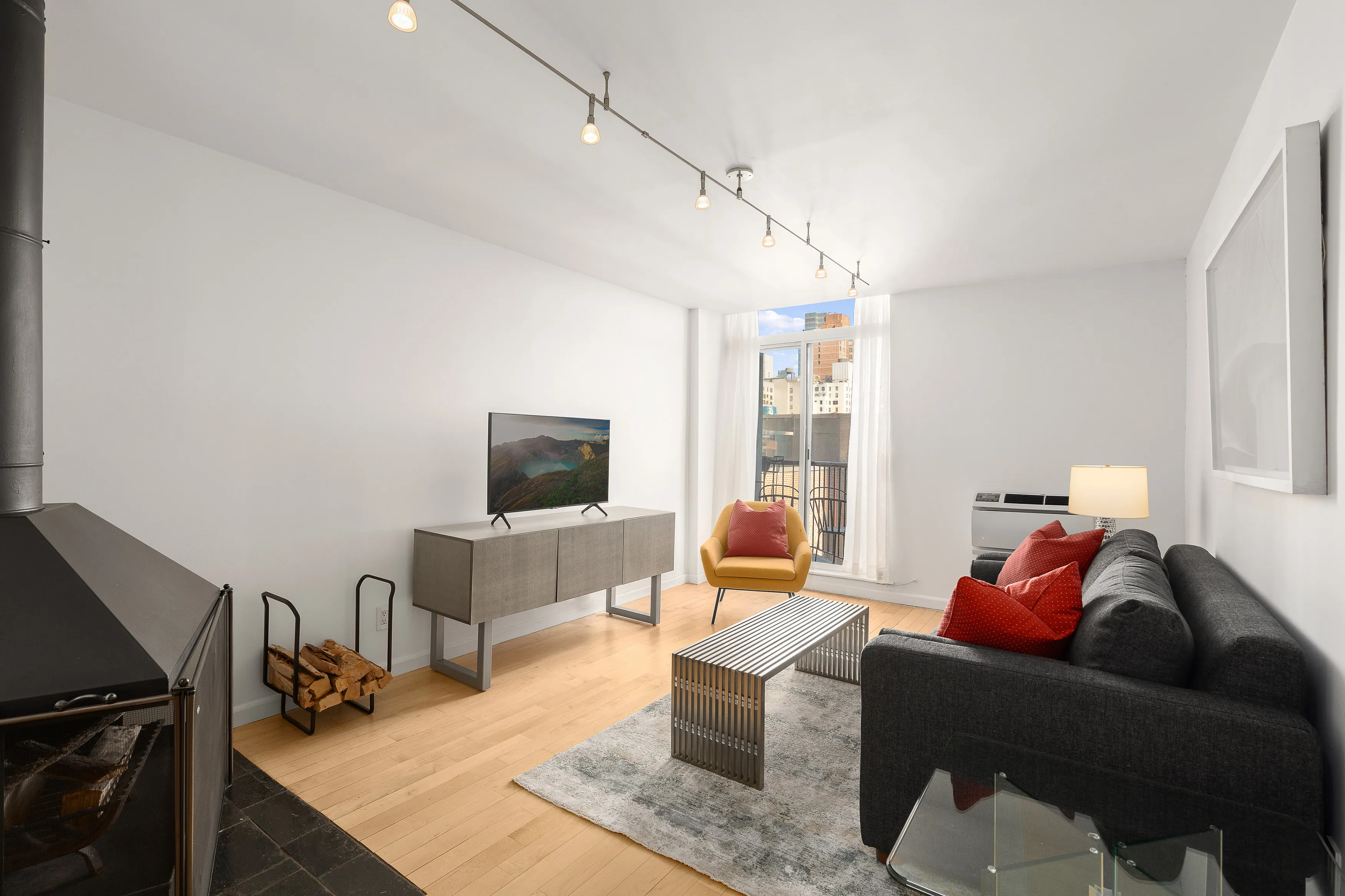 435 East 86th Street #6G in Yorkville, Manhattan | StreetEasy