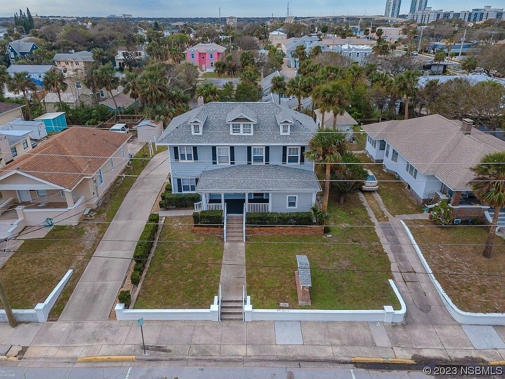 431 N Grandview Ave UNIT 3, Daytona Beach, FL 32118 | MLS #1075240 | Zillow