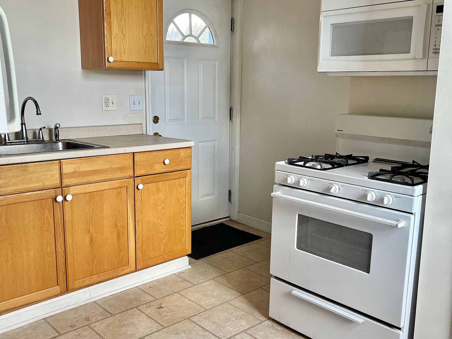 4431 Milgate St FLOOR 1, Pittsburgh, PA 15224 | Zillow