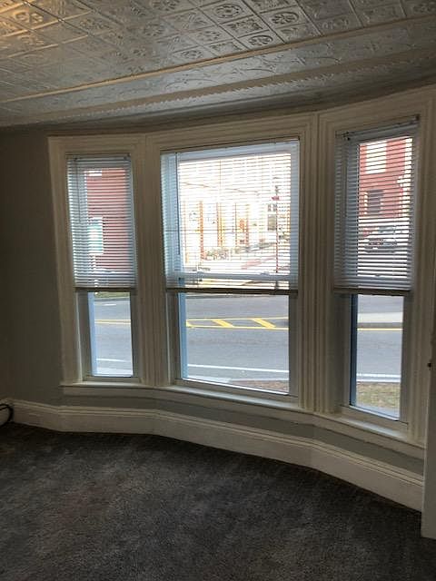 10 Merrimac Sq #2, Merrimac, MA 01860 | Zillow