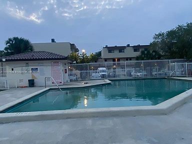1000 SW 104th Ct APT D108, Miami, FL 33174 | Zillow