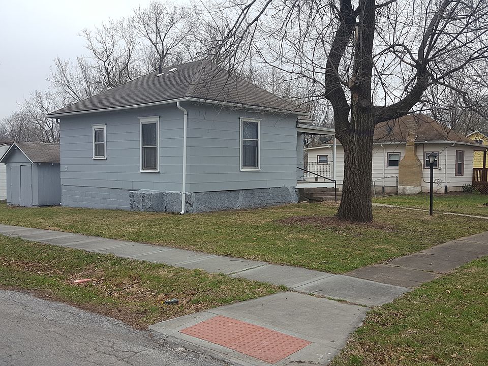 1101 Green St, Harrisonville, MO 64701 | Zillow