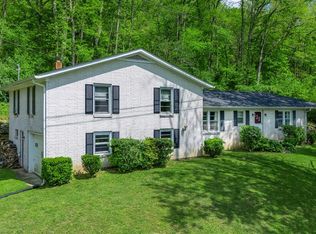 14 Oak Ln, Pleasant Shade, TN 37145 | MLS #2802124 | Zillow