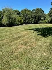 64 Crescent Ave, Valley Park, MO 63088 | MLS #22042912 | Zillow