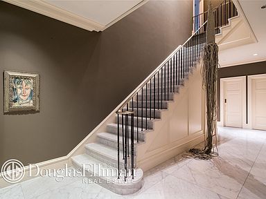 60 Collister St #1C, New York, NY 10013 | Zillow