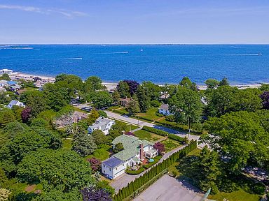 33 Hillside Rd, New London, CT 06320 | Zillow