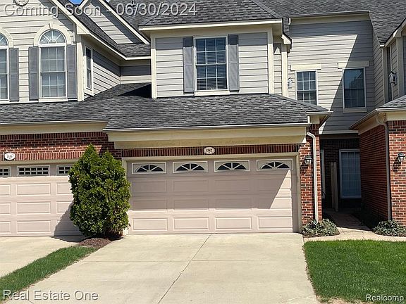 1542 Commodore Cir, Canton, MI 48187 | MLS #20240026108 | Zillow