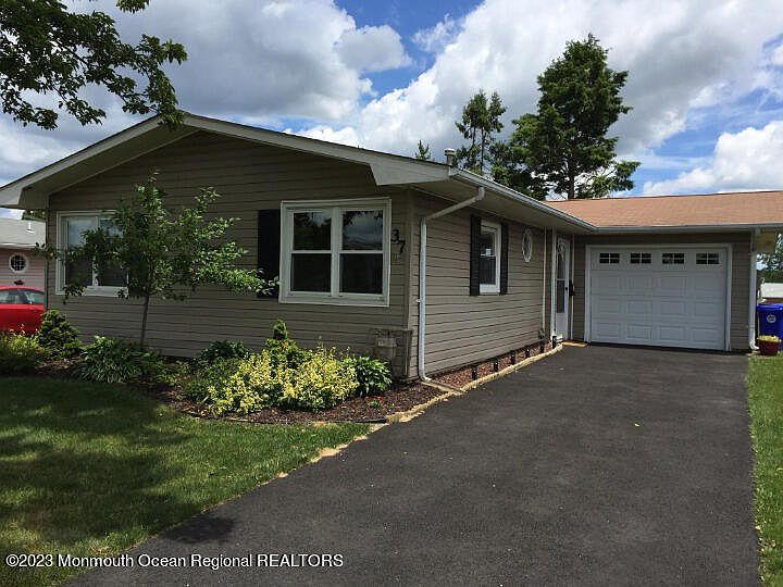 37 Collins Ct, Brick, NJ 08724 | Zillow