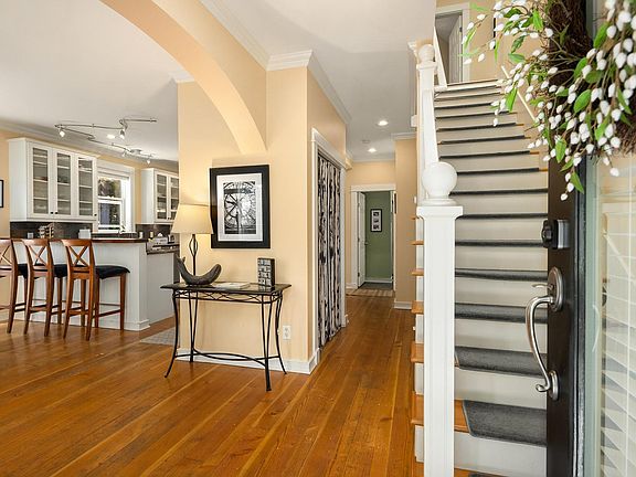 11693 Kirk Ave NE, Bainbridge Island, WA 98110 | Zillow