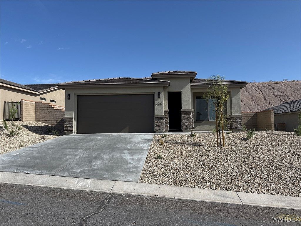3287 Blacksmith Way, Bullhead City, AZ 86429 | Zillow