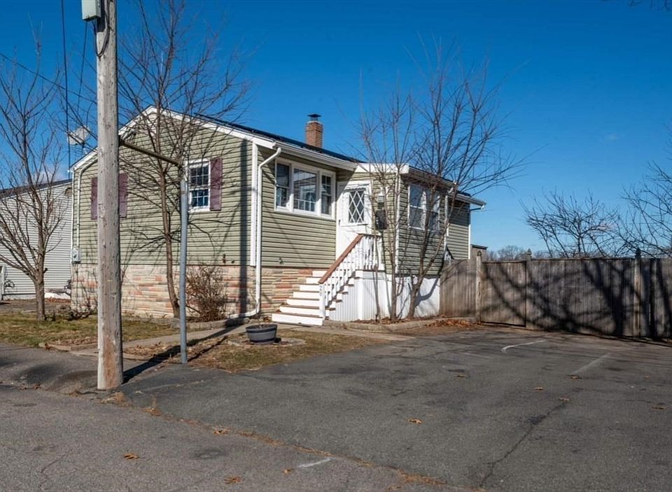 28 Lind St, Quincy, MA 02169 | Zillow