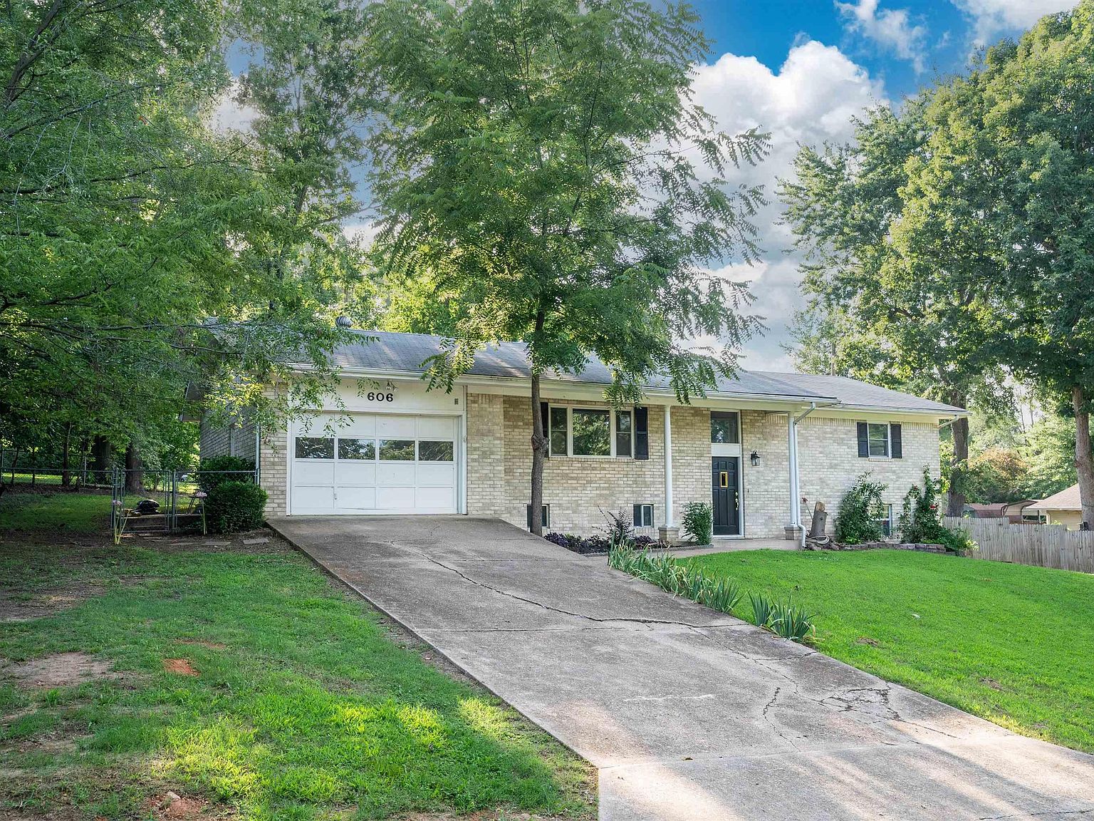 606 Dixie Ct, Mountain Home, AR 72653 | MLS #126874 | Zillow