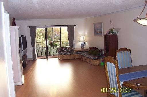 435 Lakeview Dr APT 204, Weston, FL 33326 | Zillow