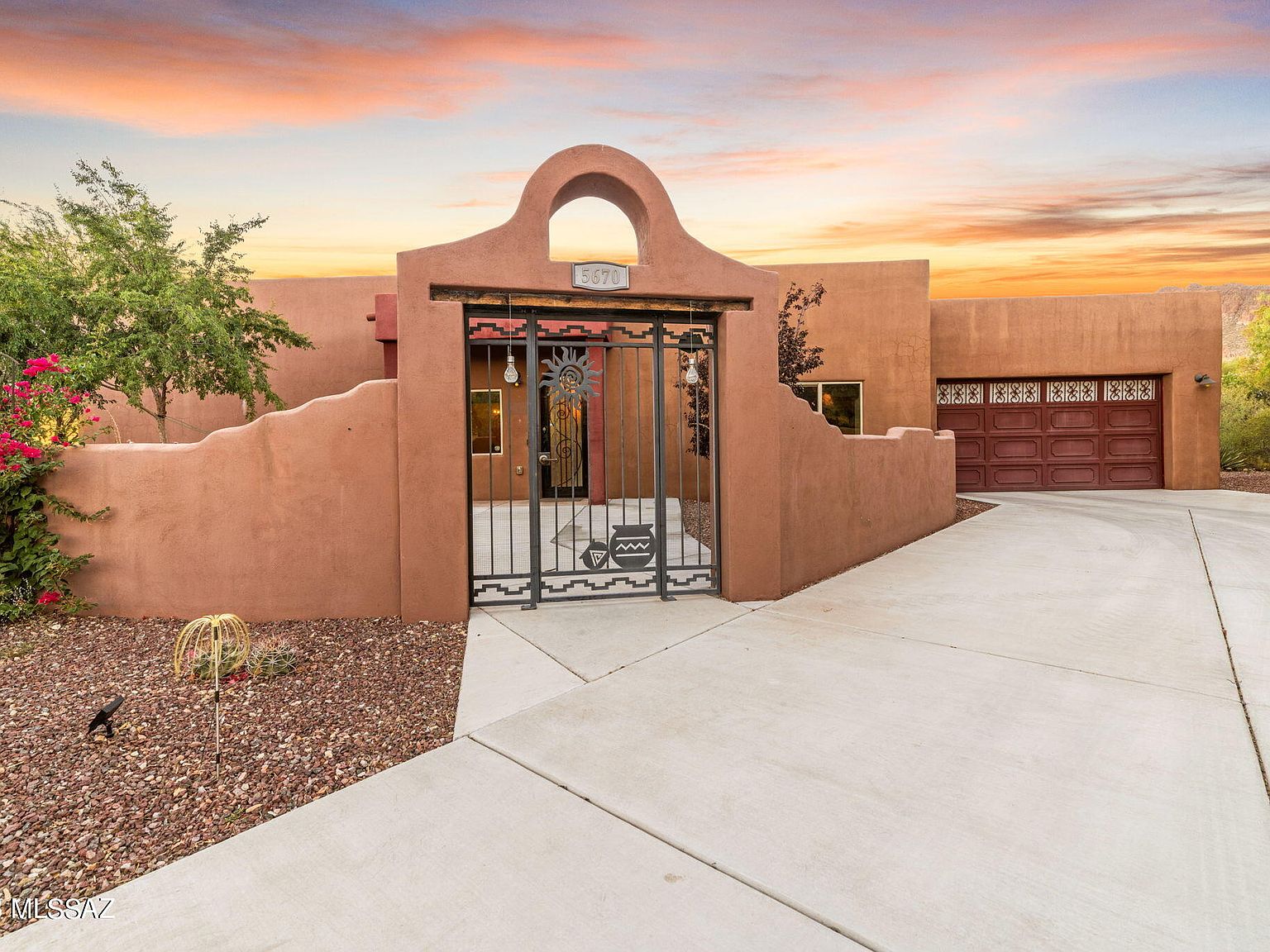 5670 W Triangle X Pl, Tucson, AZ 85713 | MLS #22321344 | Zillow