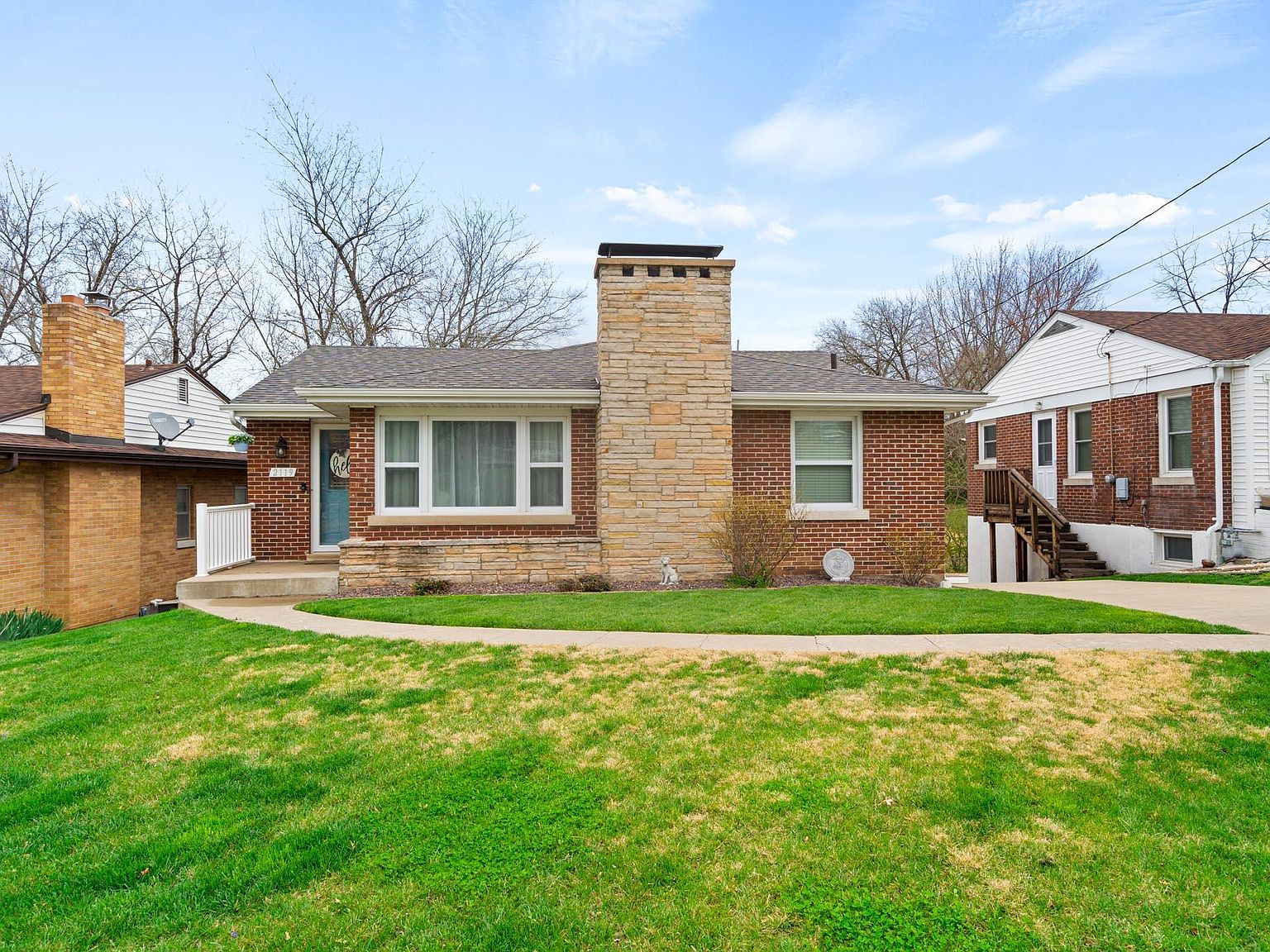 2119 Oakview Dr, Jefferson City, MO 65109 | Zillow