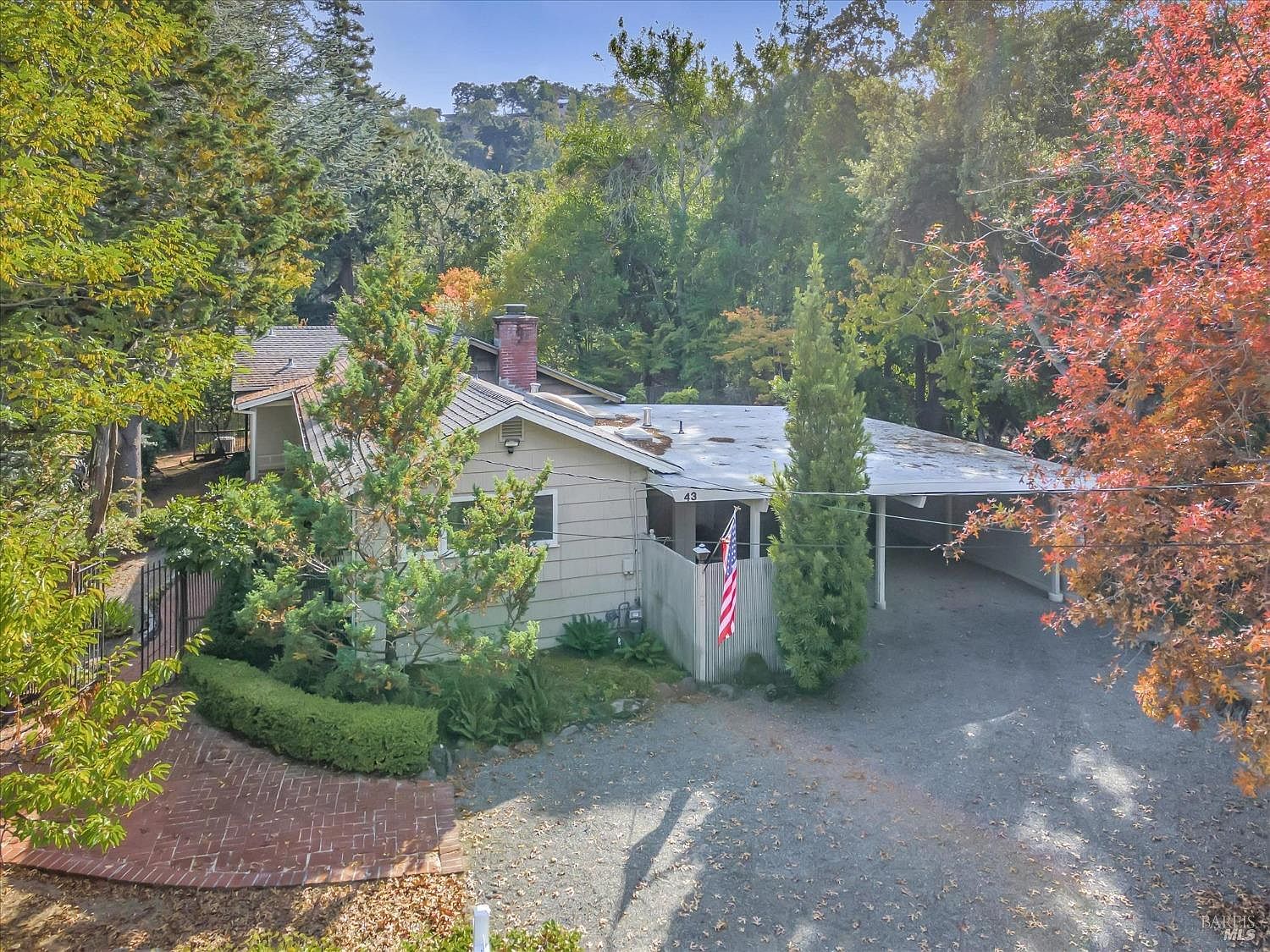 43 Van Winkle Dr, San Anselmo, CA 94960 | MLS #323920558 | Zillow