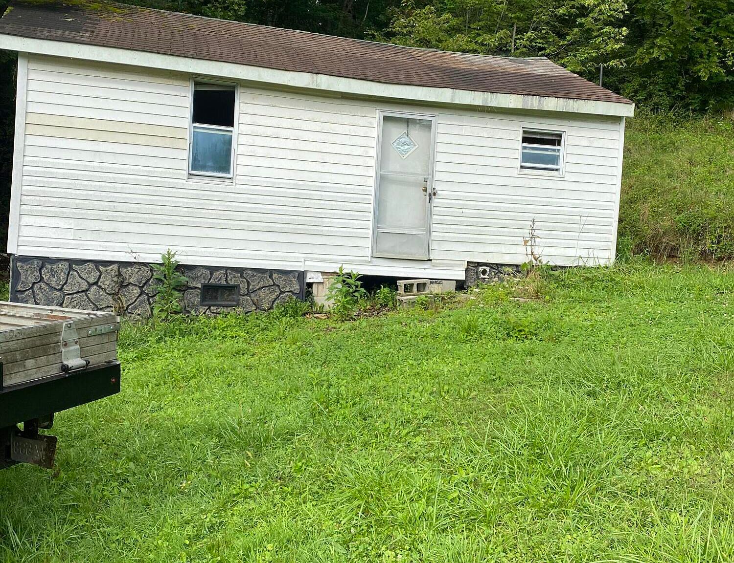 362 Crawford St, Oak Hill, WV 25901 | Zillow