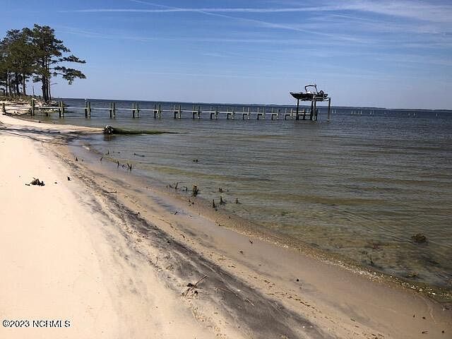 10 Hickory Point Rd, Aurora, NC 27806 | MLS #100378361 | Zillow