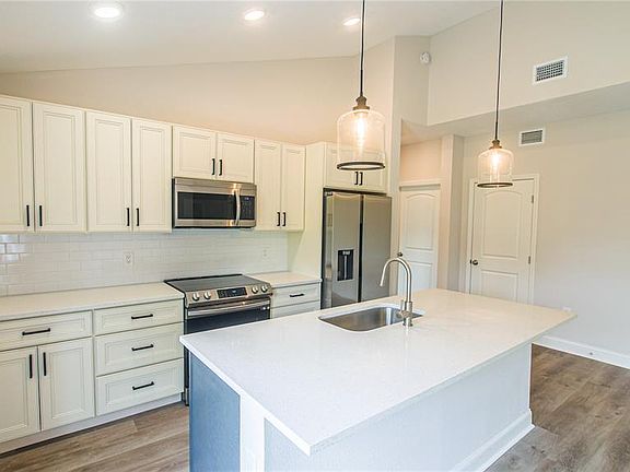 8126 Chesebro Ave, North Port, FL 34287 | Zillow