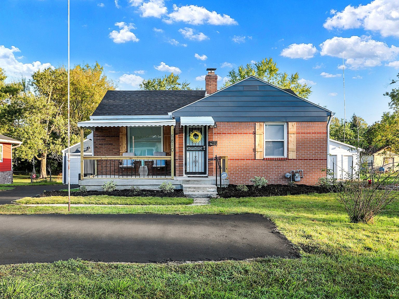 5810 E 21st St, Indianapolis, IN 46218 | Zillow