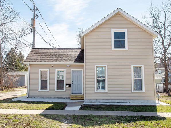 Waterloo IA Single Family Homes For Sale - 69 Homes | Zillow